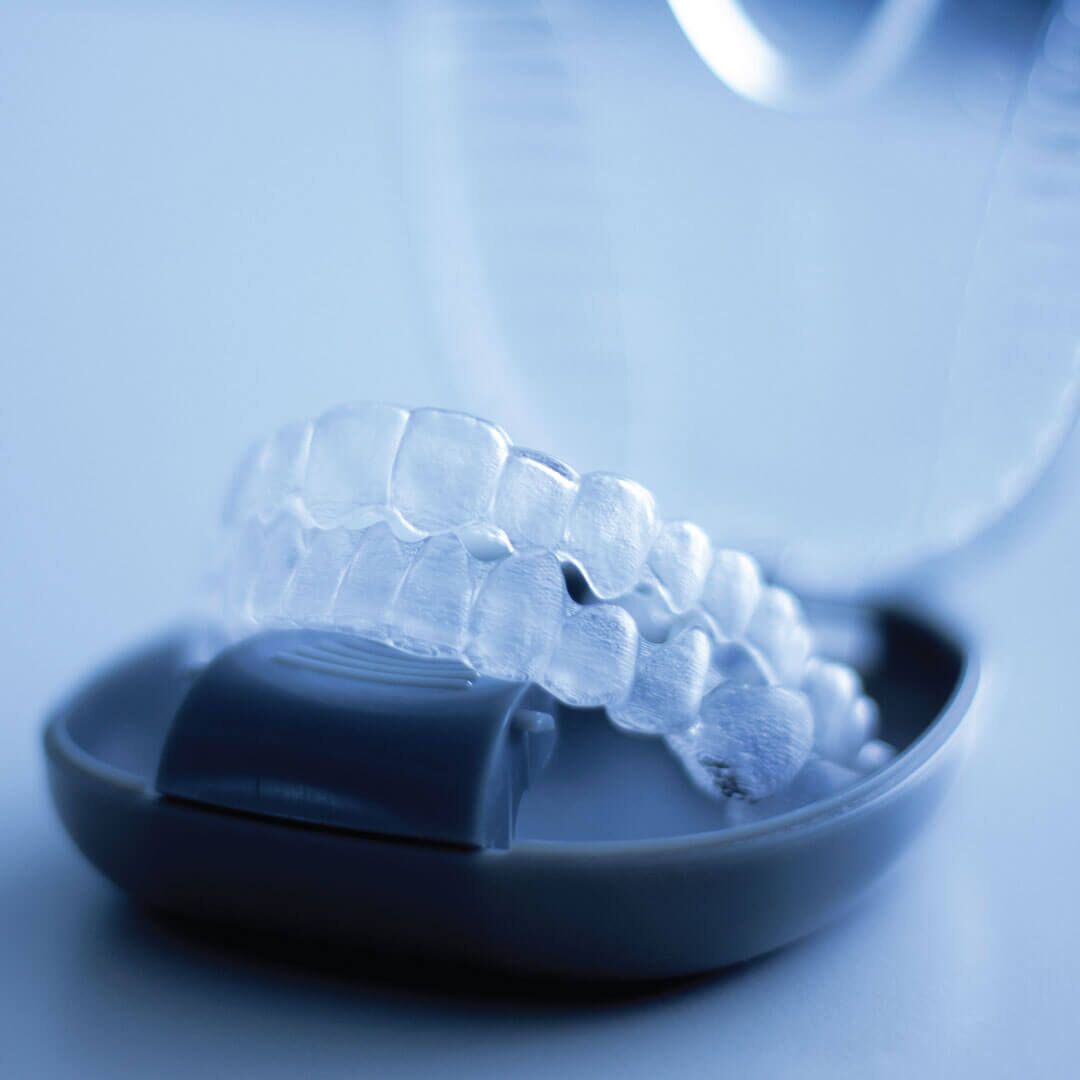 Custom Retainers in Dubai | Improve Your Smile Today